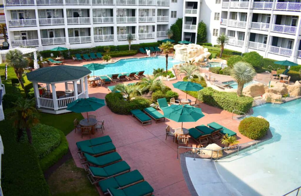 8 Can’t-Miss Pools in Virginia Beach - Visit Virginia Beach